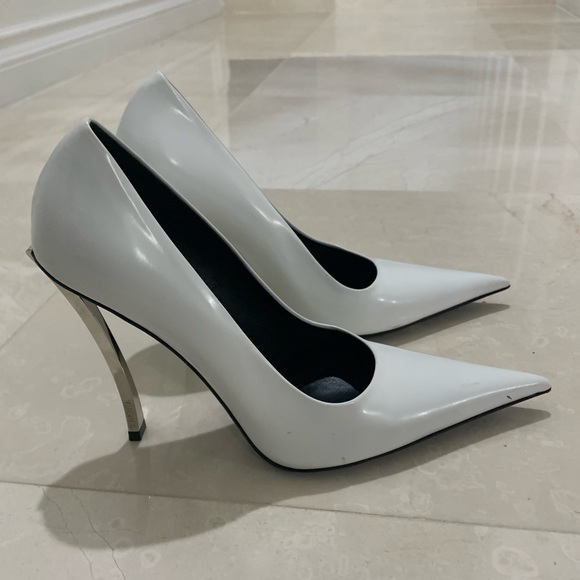 Versace | Shoes | Versace Curved Heel Pointed Toe Pump Shoes 38 | Poshmark